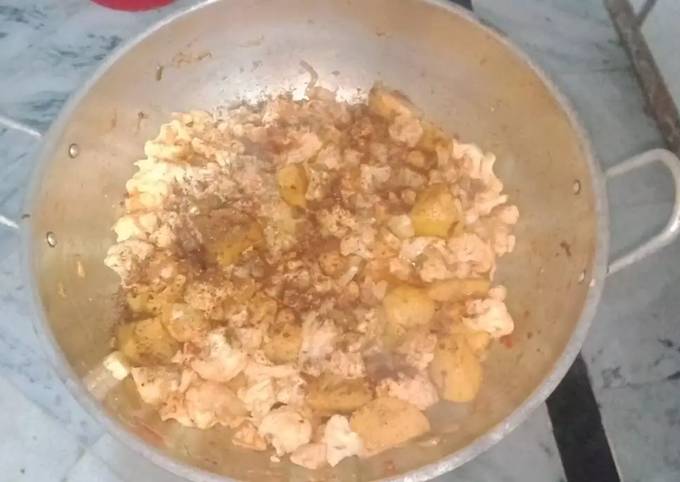 Gobhi chicken Recipe by Mohsin Ali - Cookpad