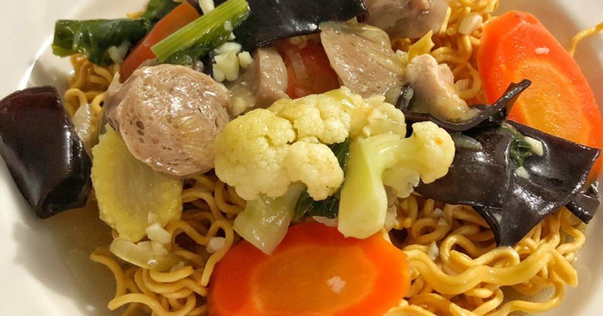 Resep I Fu Mie oleh Aqmarina Vaharani - Cookpad
