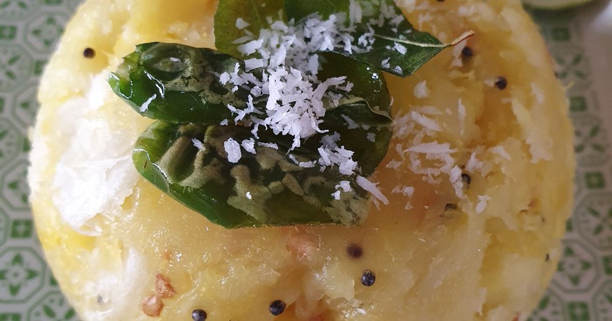 Malabar Tapioca Upma Recipe by Mona Santosh