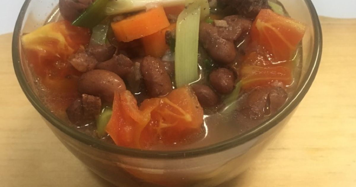 Resep Bruine Bonen Soep Ala Fe (Sop Brenebon / Sop Kacang Merah Ala ...