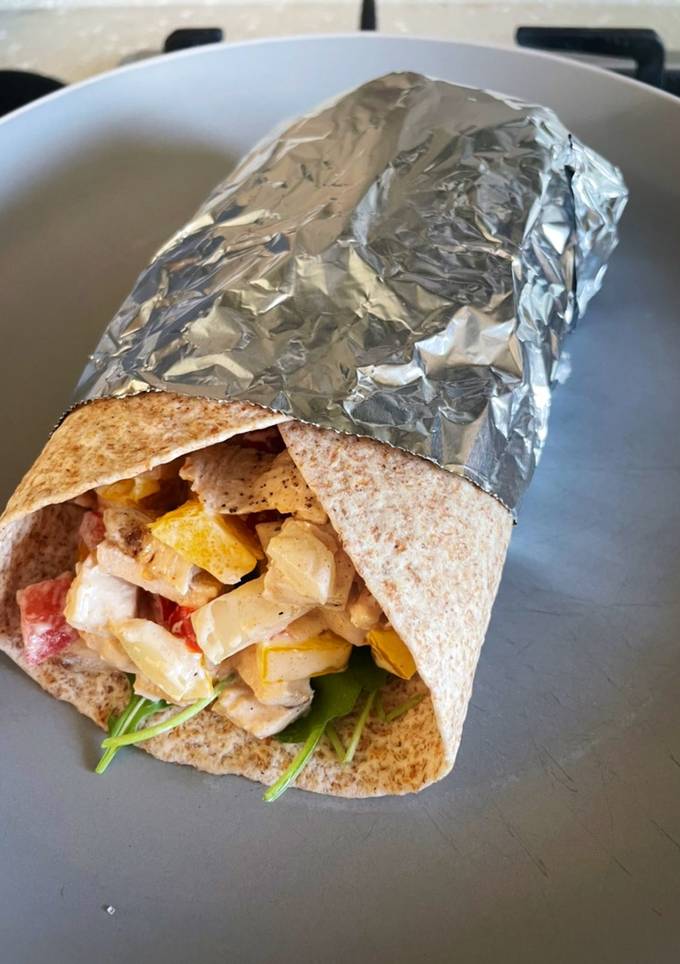 Nando’s Peri Peri Chicken Wrap Recipe by Sonia - Cookpad