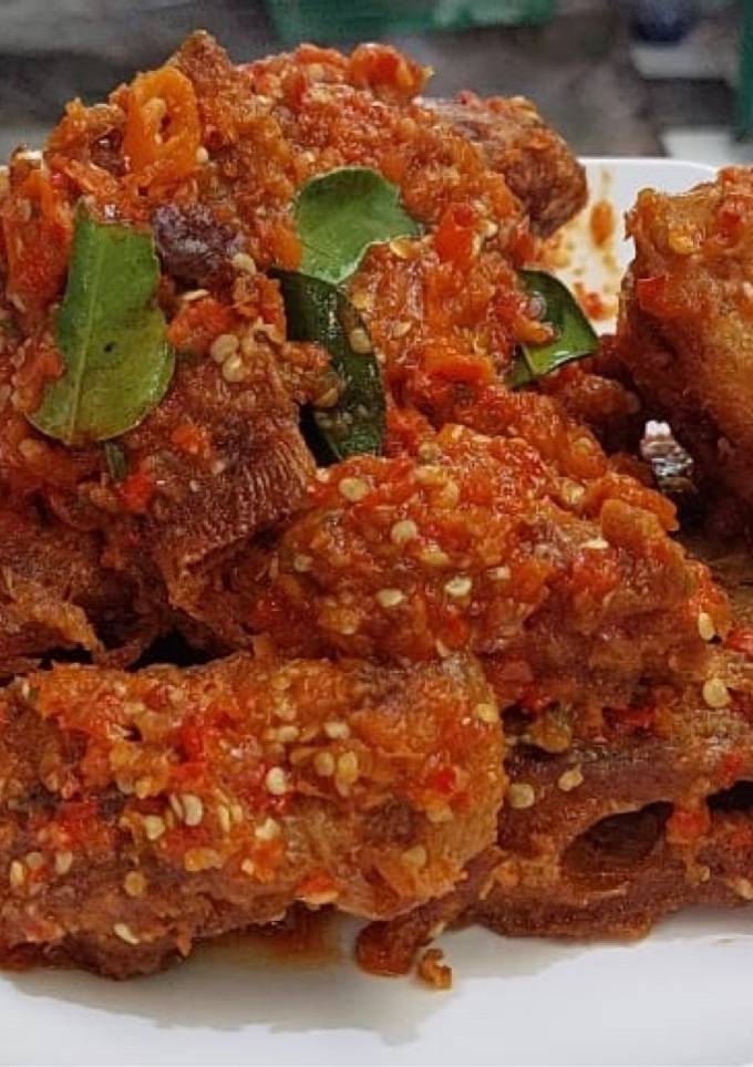 Resep Resep Ikan Nila Goreng Balado oleh Nanik Rustiana - Cookpad