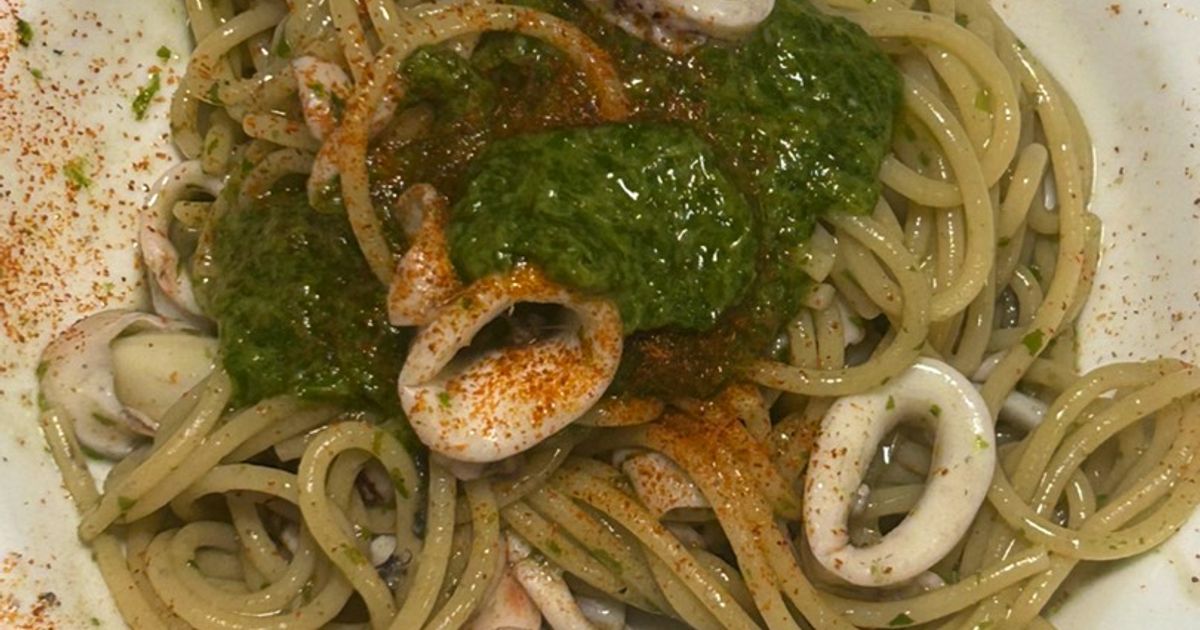 Ricetta Spaghetti In Padella 41 Calamaretti E Pesto Di Lattuga Saltata ...