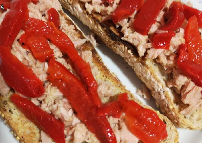 Tostas de atún y pimientos Receta de UnaBrujita- Cookpad