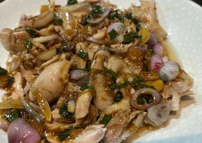 Resep Ayam rebus minyak bawang oleh Rury Avianti - Cookpad