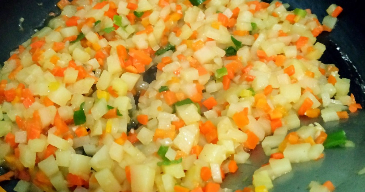 Resep Kentang Wortel Isian Pastel / Risol oleh Hayati MS - Cookpad