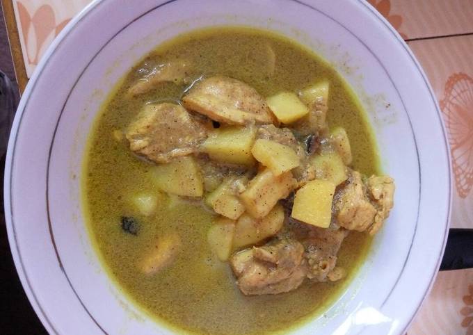 Resep Gulai Ayam Tanpa Santan Oleh Windadwiagustina Cookpad