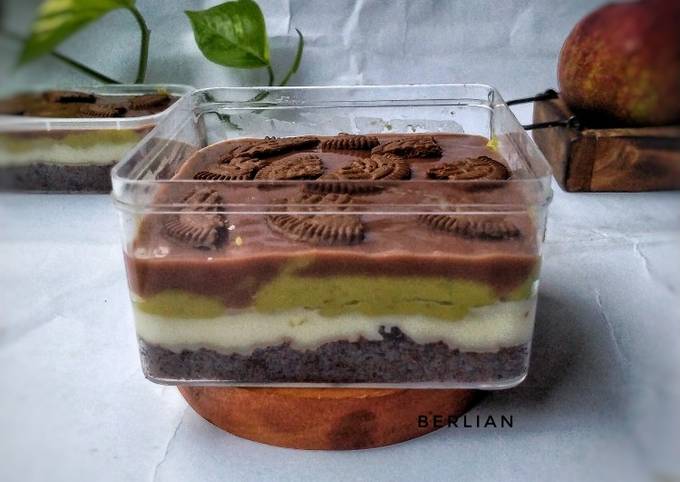 Resep Alpukat dessert box oleh Berlian Soewandono - Cookpad