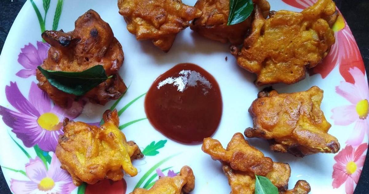 प्याज के पकौड़े (Pyaz ke pakode recipe in hindi) रेसिपी बनाने की विधि ...