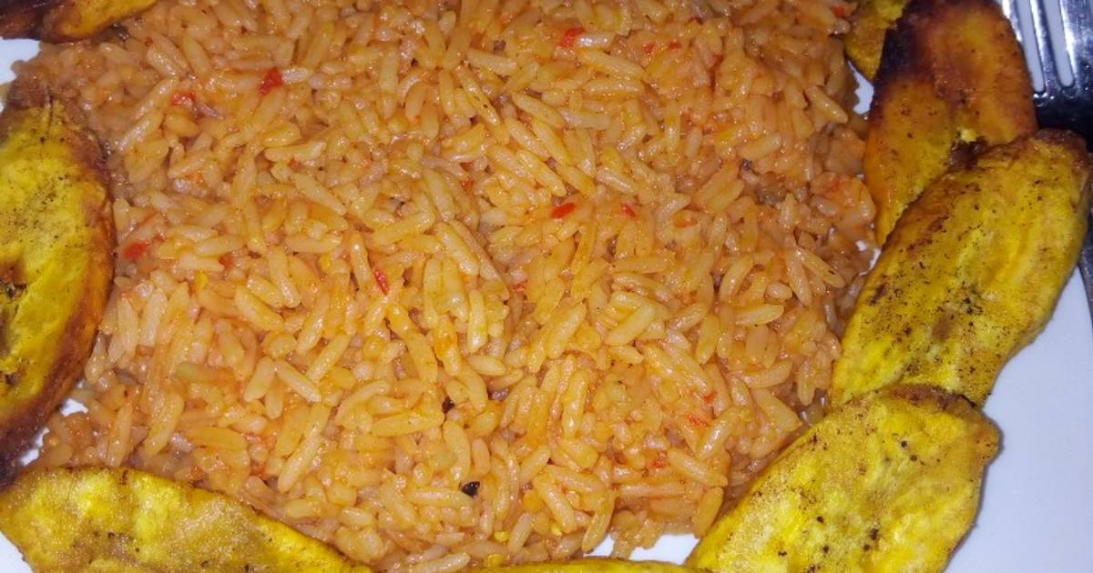 Shinkafa jollof da plantain girki daga Crunchy_traits - Cookpad