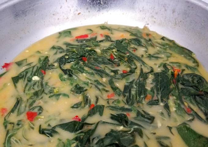 Resep Gulai Daun Singkong oleh Dapoer Mindi - Cookpad