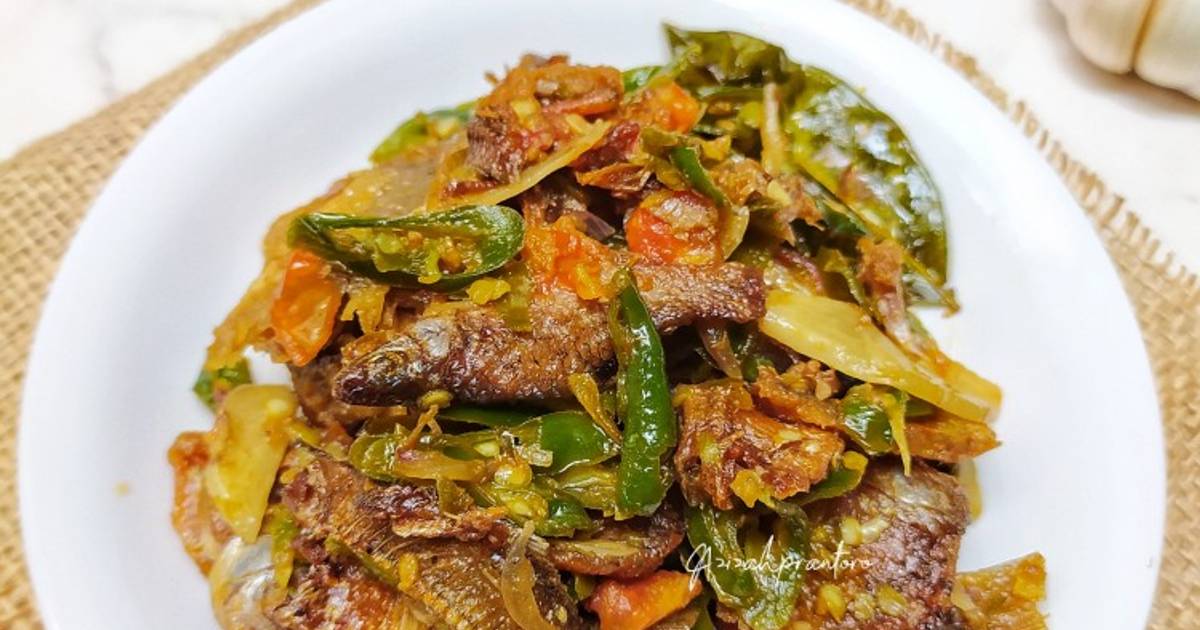 Resep Ikan asin cabe hijau oleh AzizahPrantoro - Cookpad