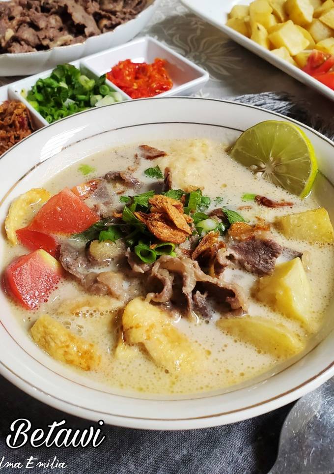 Resep Soto khas Betawi (Iris daging sapi) oleh Elma Emilia - Cookpad