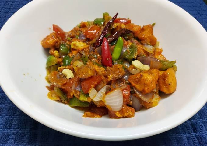 Chicken Tawa Masala Recipe by Kumkum Chatterjee - Cookpad