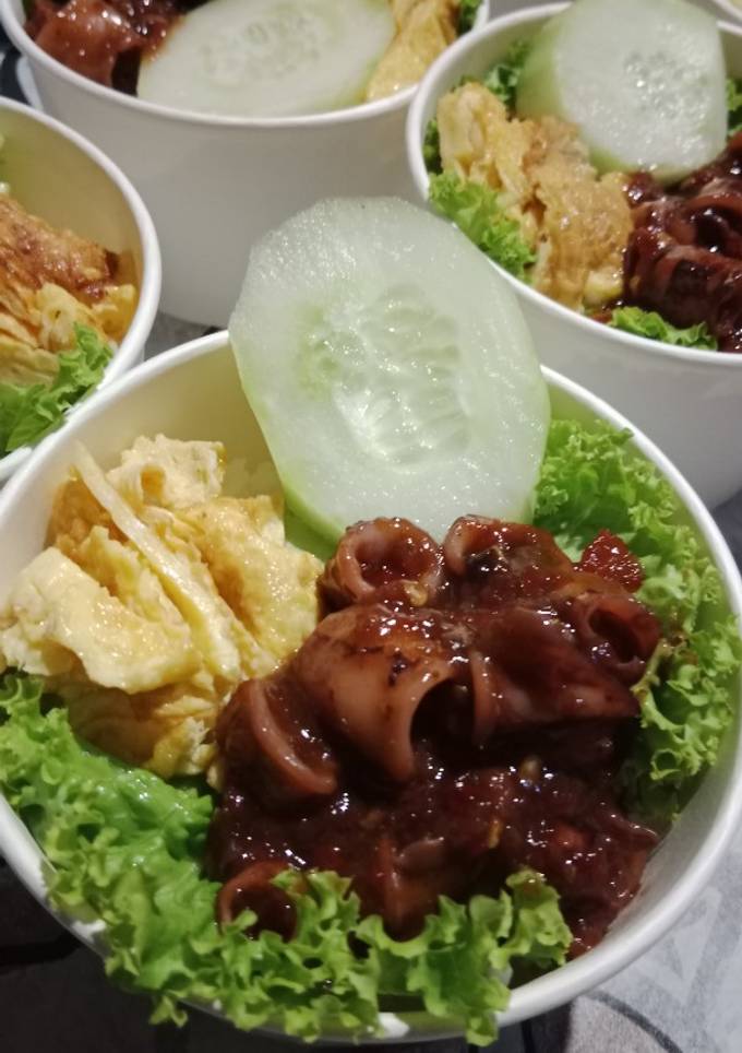 Resep Rice bowl cumi masak hitam by Tumangku catering bakery oleh Indra ...