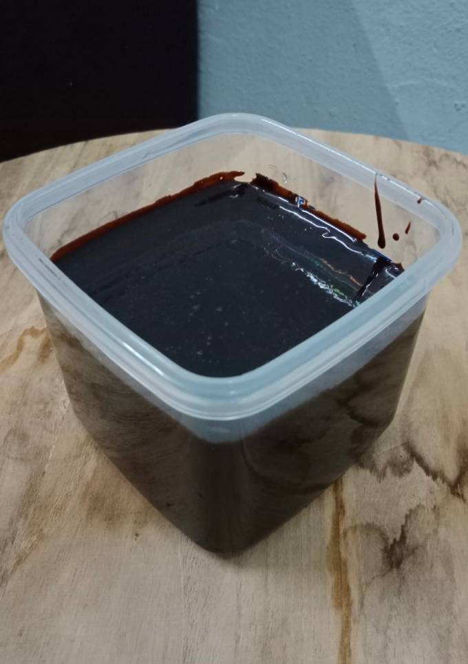 Resipi Resipi topping coklat moist oleh Njoy Pastry - Cookpad