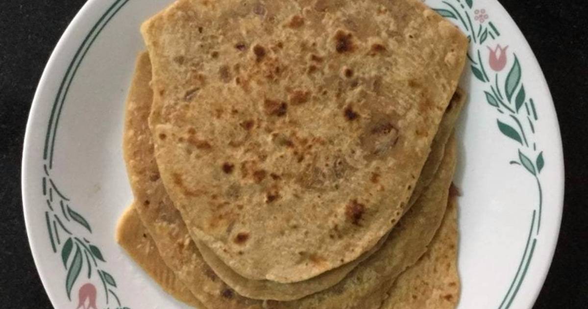Onion Stuffed Parathas Recipe by Madhuri's Kitchen - Cookpad