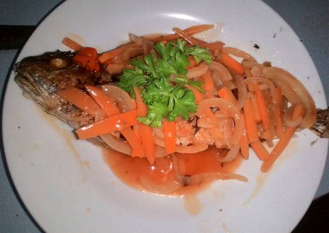 Resep Ikan Saos Asam Manis oleh Yuli Arifayani - Cookpad