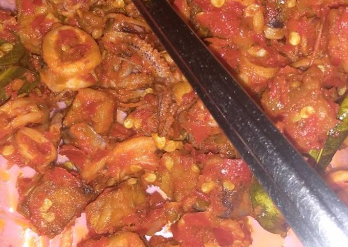 Resep Cumi balado oleh indah sari - Cookpad