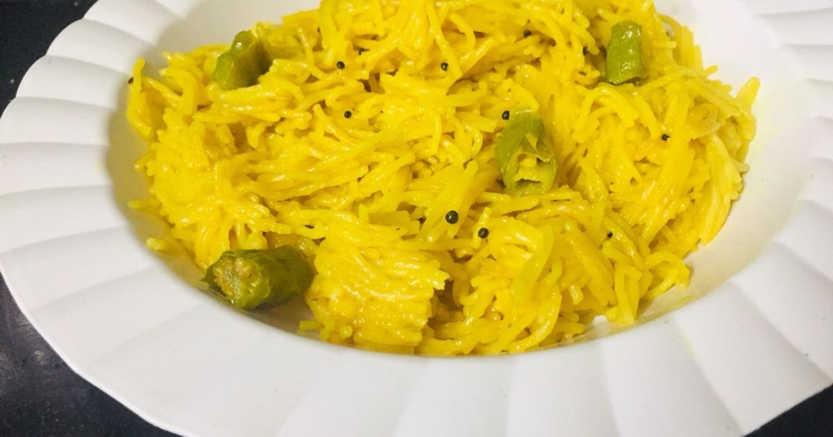 Plain Semiya Upma / Vermicelli Upma Recipe by Saloni & Hemil - Cookpad