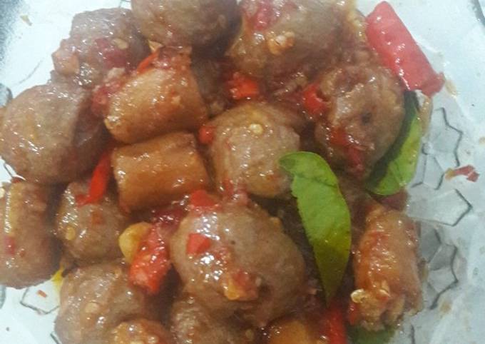 Resep Bakso sosis ber"mercon" ria oleh Ferry Soehardja - Cookpad