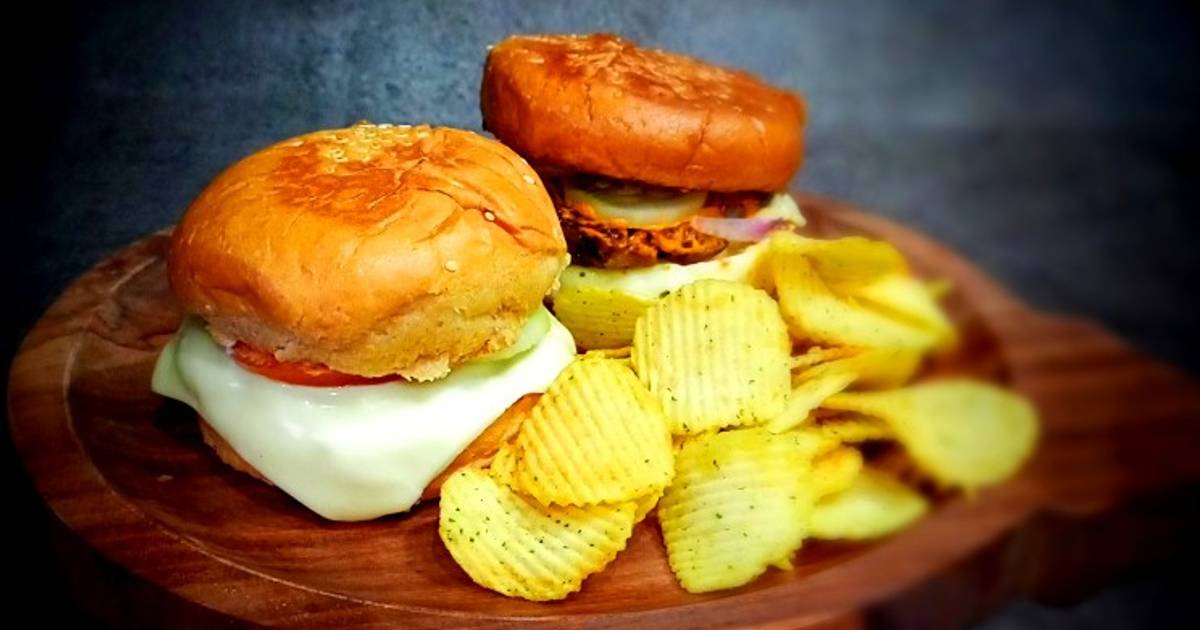 Aloo tikki burger Recipe by Neha Dua - Cookpad