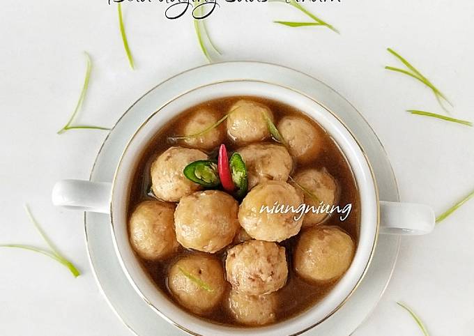 Resep Bola-bola daging saus tiram oleh Niung Niung - Cookpad