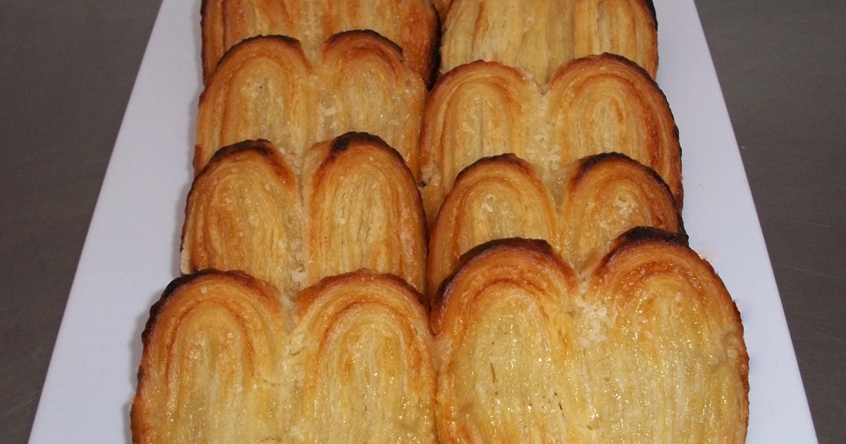 Corazones O Palmeras De Hojaldre Con Azúcar Receta de claudias10- Cookpad