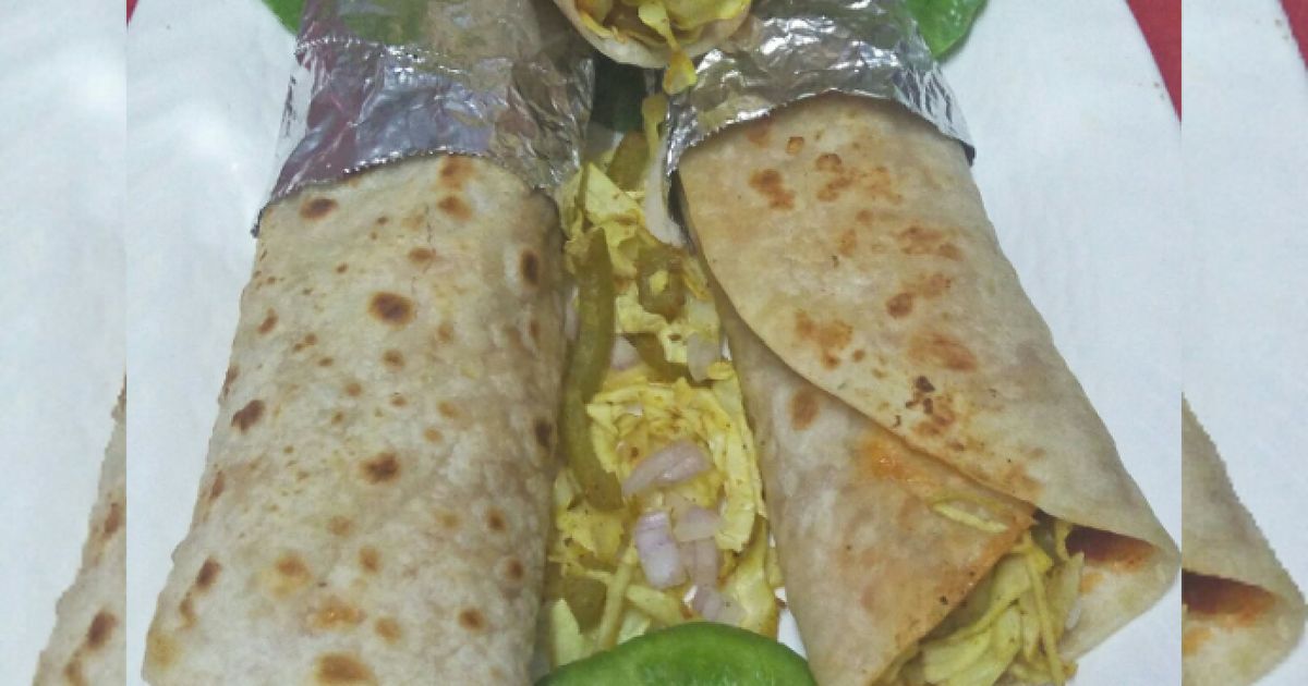 Schezwan (Cheezy) Frankie Roll Recipe by Mamta L. Lalwani - Cookpad