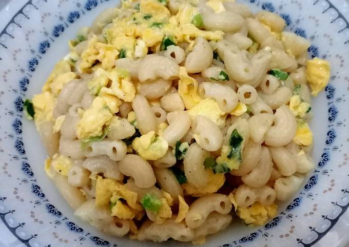 Resep Makaroni telur oleh Ibue Almira - Cookpad