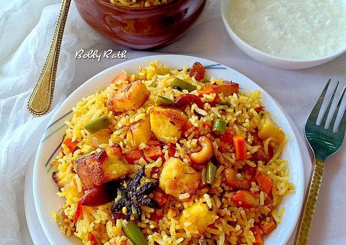 Shahi Veg Pulao Recipe by Bobly Rath - Cookpad