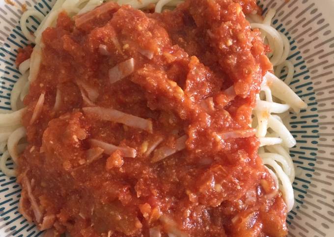 Pasta 🍝 roja de jamón y queso 🧀 Receta de Dina Luz- Cookpad