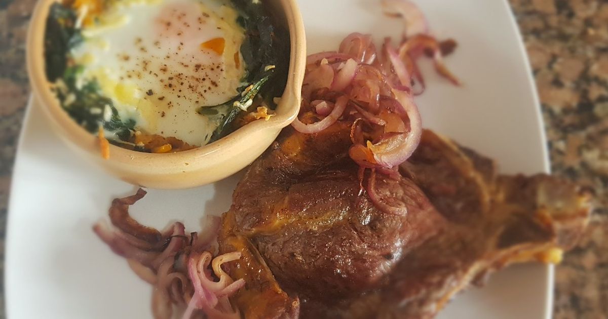 Costilla De Novillo Al Grill, Con Nido De Espinacas Y Calabaza Receta ...