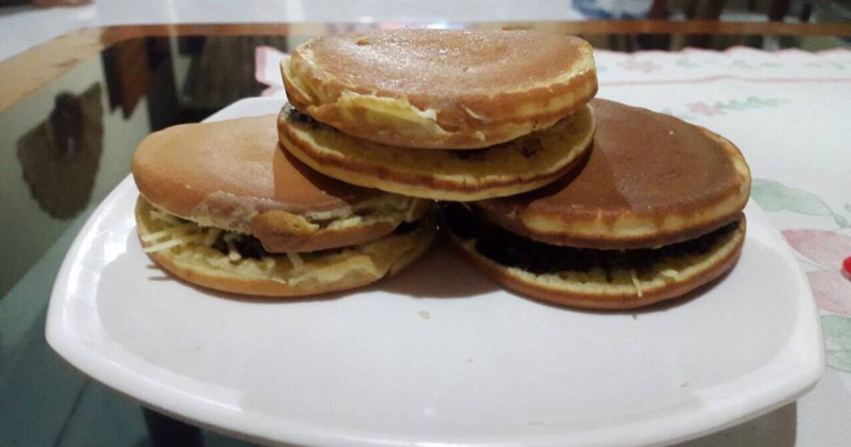 Resep Dorayaki doraemon oleh hanifa - Cookpad