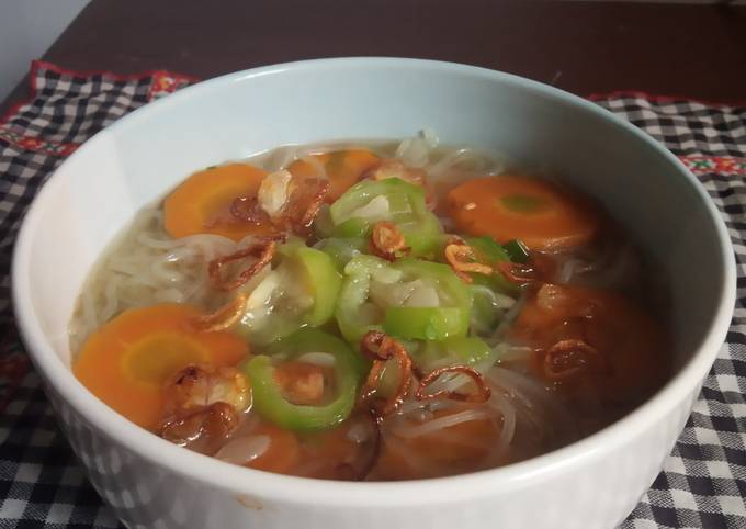 Resep Sop Oyong Bihun oleh Sofie Hana - Cookpad
