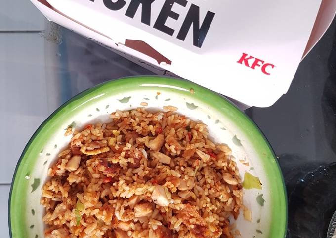 Resep Nasi Goreng Ayam KFC oleh Boniandrn - Cookpad