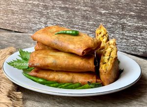 Resep martabak telur bumbu kari tanpa daging rumahan enak dan mudah ...