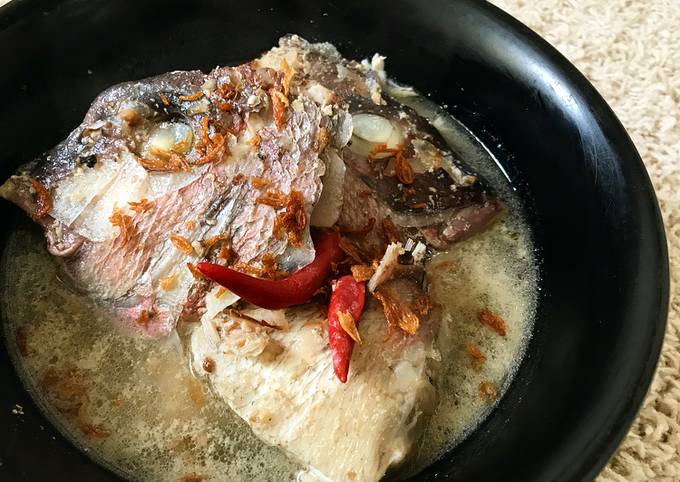 Resep Sup Kepala Kakap Merah oleh creative.iva - Cookpad