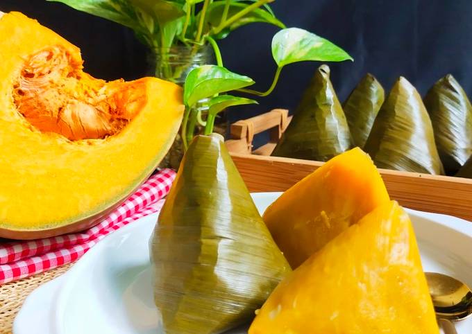 Resep Pais Waluh (Nagasari Labu Kuning) oleh Bunda Pashalenko - Cookpad
