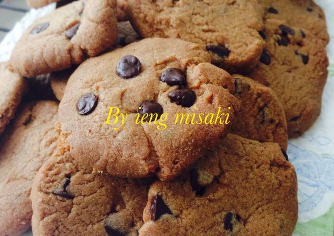 Resep Choco chip cookies oleh Ieng Misaki - Cookpad