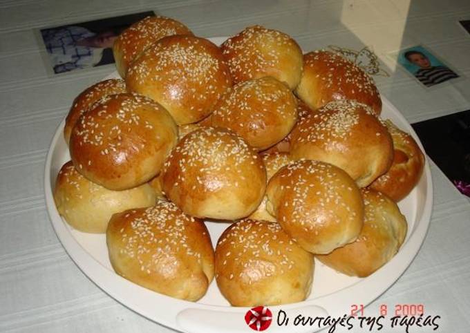 Kalitsounia with yeast Recipe by Cookpad Greece - Cookpad