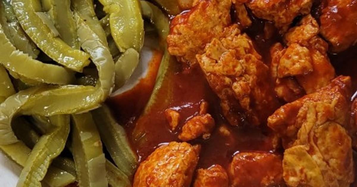 Huevo en chile de guajillo (fácil y delicioso) Receta de Nancy Estrada ...