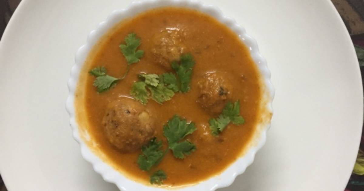 Soya balls with tangy gravy Recipe by Ruchika Rajvanshi - Cookpad