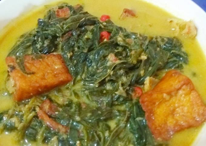 Resep Gulai Daun Singkong Tahu oleh Apriyanti mhz - Cookpad