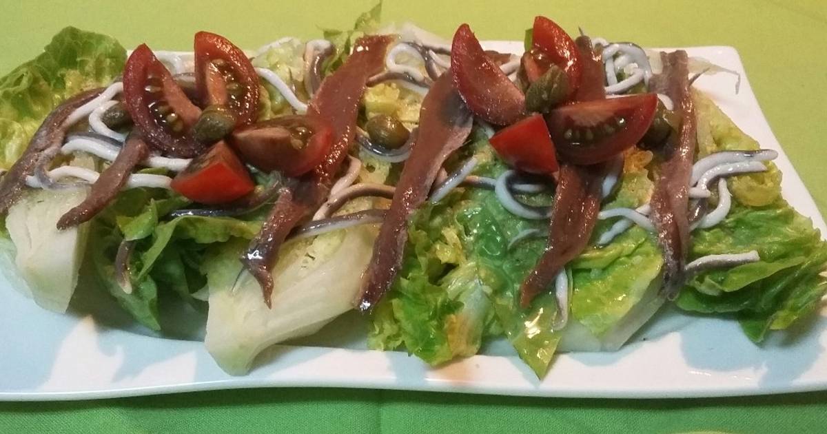 Cogollos de lechuga con anchoas y gulas Receta de Disfruta cocinando ...