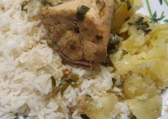 Seco criollo de pollo🥘 Receta de Evelyn Antuanet- Cookpad