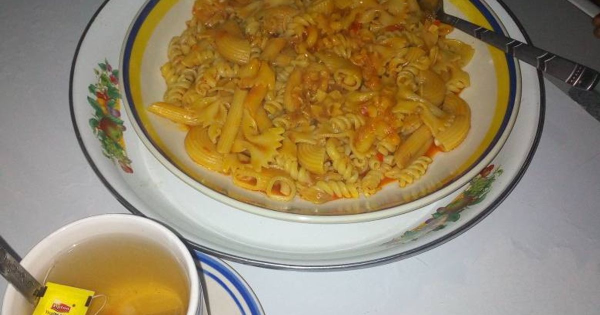 Mix Macaroni Jollof And Black Tea Recipe by Najma - Cookpad
