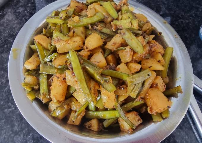 Guvar bataka nu shak Recipe by Priyangi Pujara (Favourite Feast - the ...