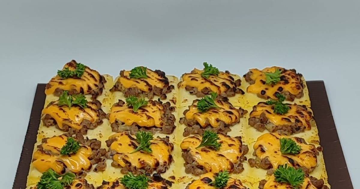 Resep Meg Cake Potong Beef n Cheese oleh Chef Yonas - Cookpad