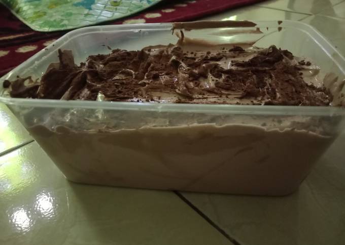Resep Ice cream simple tanpa mixer oleh Aaminah - Cookpad